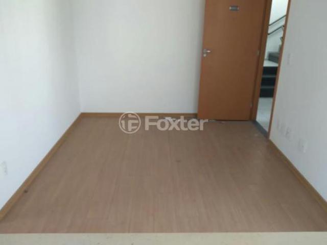 Apartamento, 2 dormitórios, 40.23 m², em Morro Santana