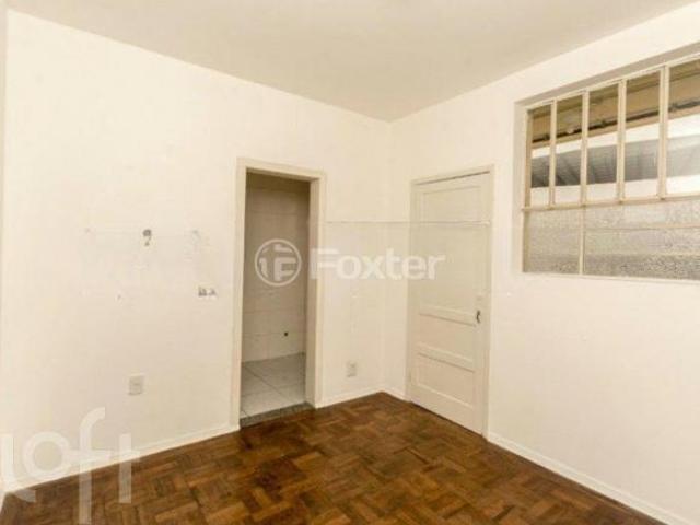 Apartamento, 2 dormitórios, 40.95 m², em Floresta