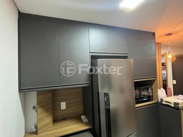 Apartamento, 2 dormitórios, 41 m², em Cecília