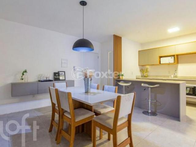 Apartamento, 2 dormitórios, 41.69 m², em Centro Histórico