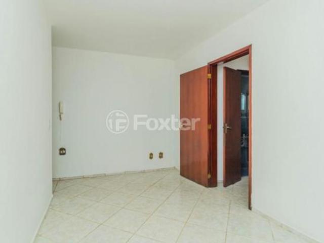 Apartamento, 2 dormitórios, 41.77 m², em Azenha