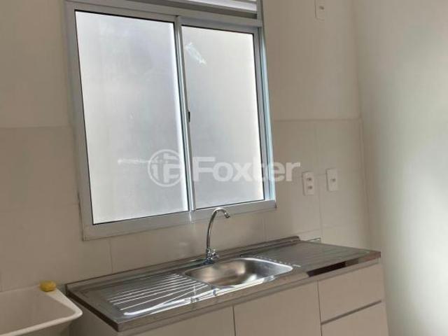Apartamento, 2 dormitórios, 42 m², em Cecília