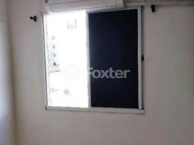 Apartamento, 2 dormitórios, 42 m², em São José