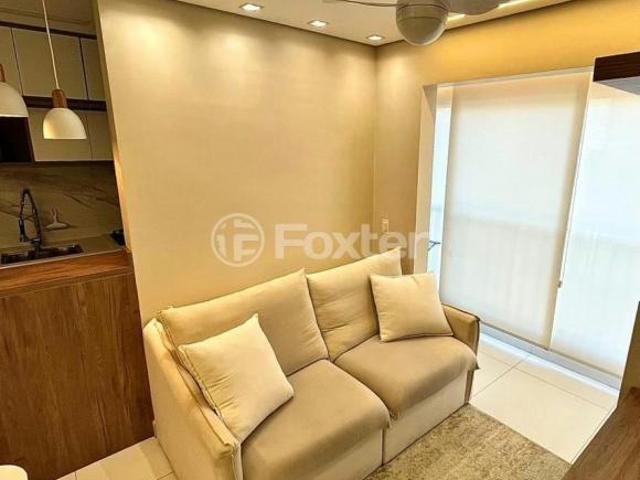 Apartamento, 2 dormitórios, 42 m², em Vila Guaca