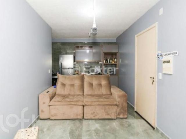 Apartamento, 2 dormitórios, 42.7 m², em Fátima