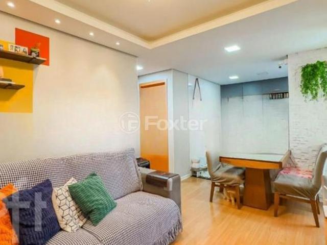 Apartamento, 2 dormitórios, 43 m², em Morro Santana