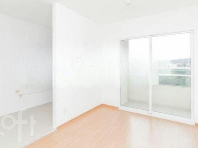 Apartamento, 2 dormitórios, 43 m², em Morro Santana