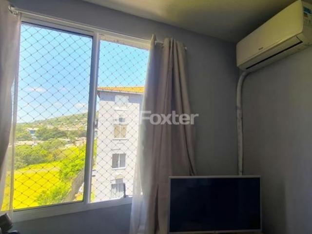 Apartamento, 2 dormitórios, 43.36 m², em Morro Santana