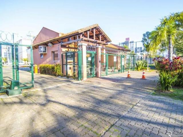 Apartamento, 2 dormitórios, 54 m², em Humaitá