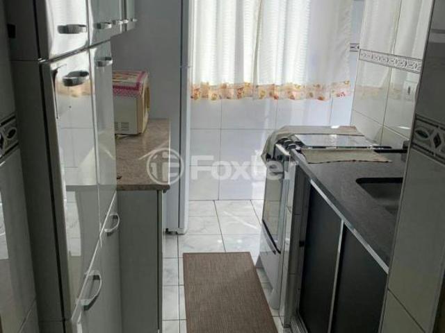 Apartamento, 2 dormitórios, 54 m², em Jardim Santa Terezinha Zona Leste