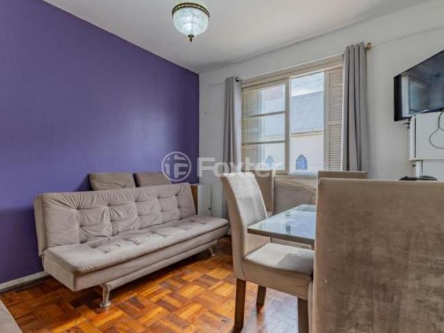 Apartamento, 2 dormitórios, 54 m², em Santana
