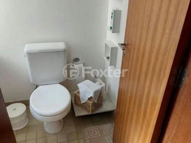 Apartamento, 2 dormitórios, 54 m², em Petrópolis