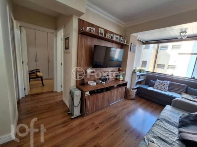 Apartamento, 2 dormitórios, 54.28 m², em Menino Deus