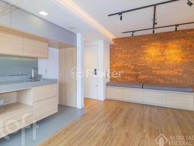 Apartamento, 2 dormitórios, 54.3 m², em Fátima