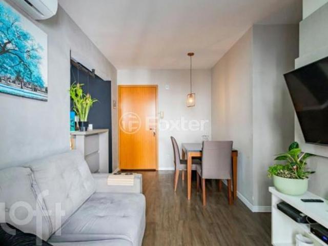 Apartamento, 2 dormitórios, 54.74 m², em Morro Santana