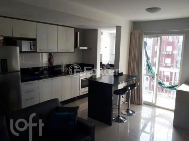 Apartamento, 2 dormitórios, 55 m², em Fátima