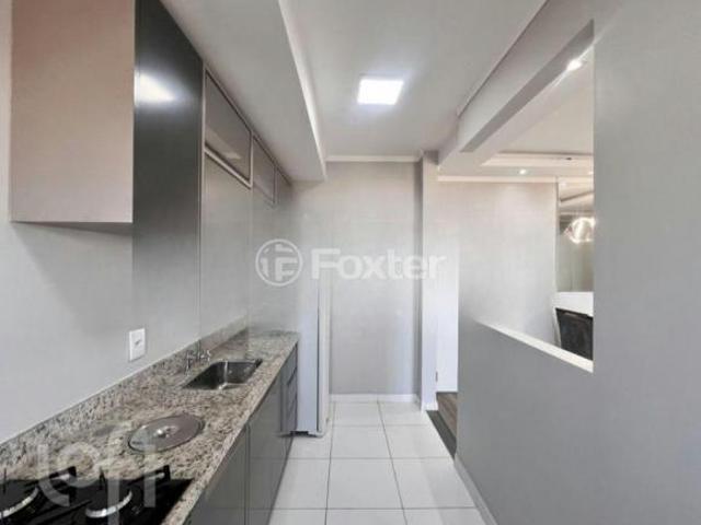 Apartamento, 2 dormitórios, 55 m², em Farrapos