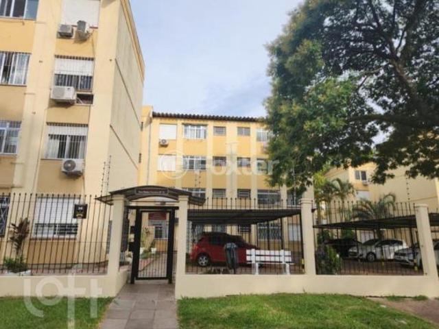 Apartamento, 2 dormitórios, 55 m², em Humaitá