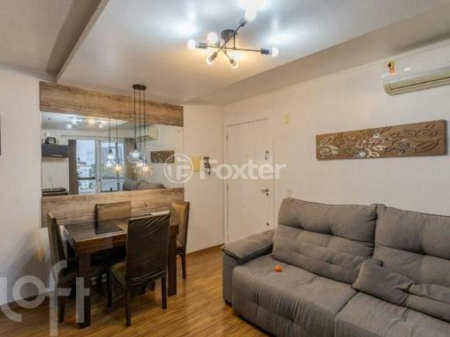 Apartamento, 2 dormitórios, 55 m², em Igara
