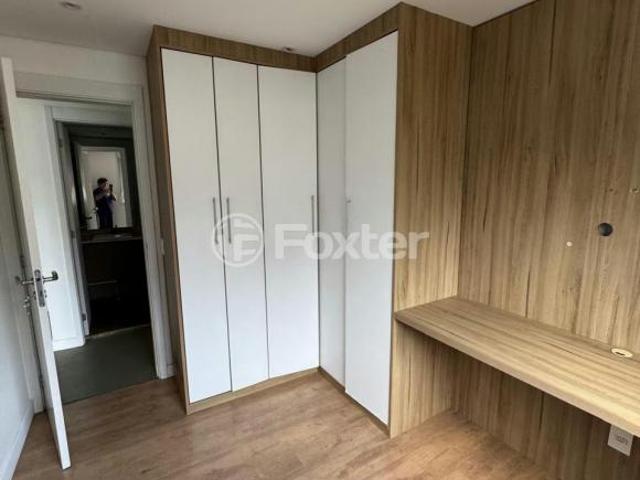 Apartamento, 2 dormitórios, 55 m², em Lapa