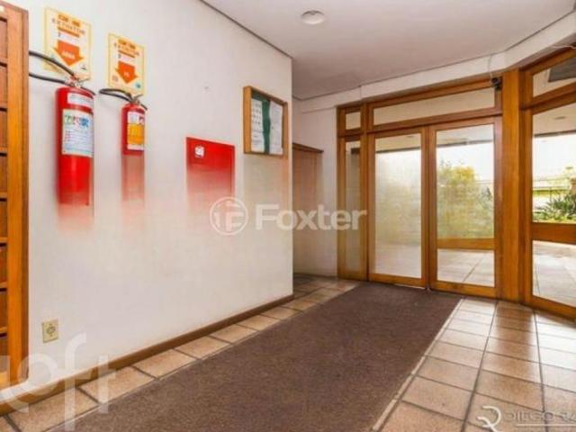 Apartamento, 2 dormitórios, 55 m², em Partenon