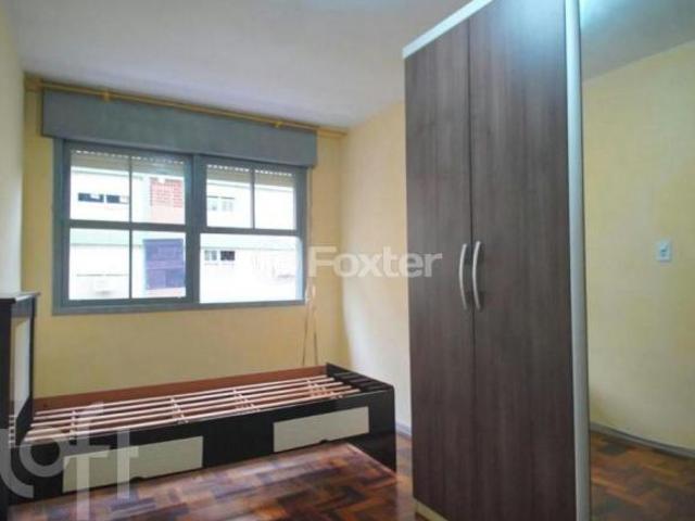 Apartamento, 2 dormitórios, 55 m², em Petrópolis