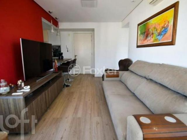 Apartamento, 2 dormitórios, 55.25 m², em Santana