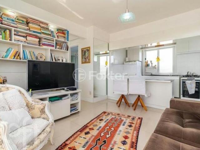 Apartamento, 2 dormitórios, 55.34 m², em Santana