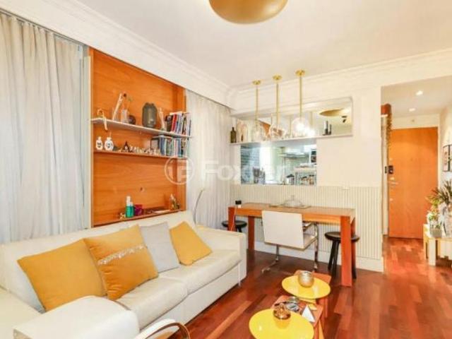 Apartamento, 2 dormitórios, 56 m², em Consolação