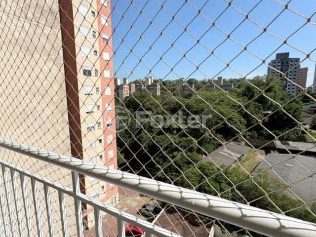 Apartamento, 2 dormitórios, 56 m², em Morro Santana
