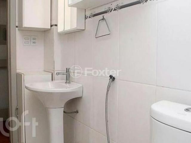 Apartamento, 2 dormitórios, 56 m², em São João