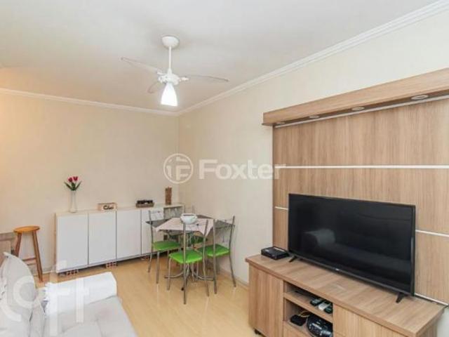 Apartamento, 2 dormitórios, 56 m², em Partenon