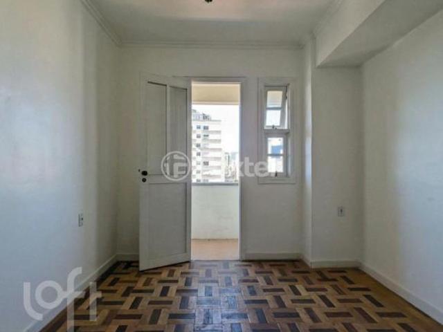 Apartamento, 2 dormitórios, 56.01 m², em Floresta