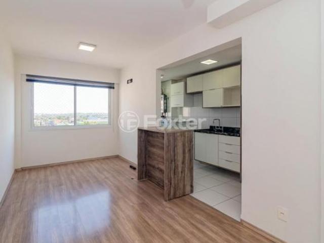 Apartamento, 2 dormitórios, 56.2 m², em Centro
