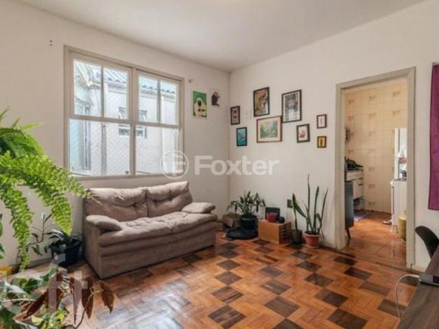 Apartamento, 2 dormitórios, 56.45 m², em São João