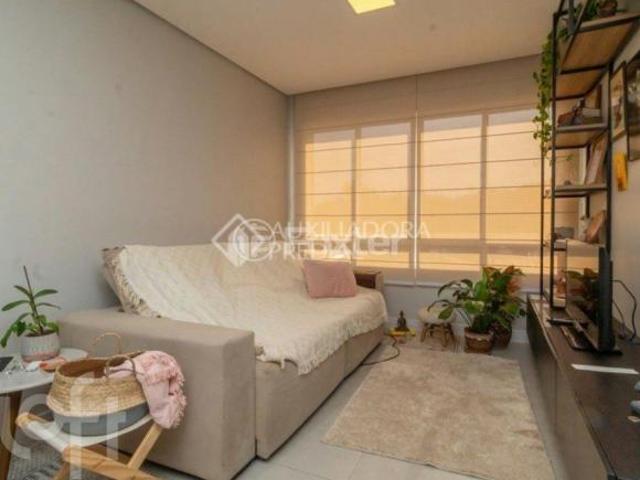 Apartamento, 2 dormitórios, 56.48 m², em Ipanema