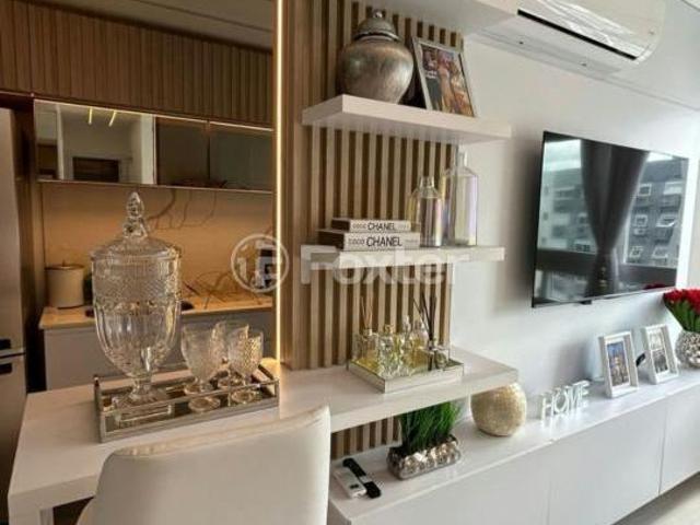 Apartamento, 2 dormitórios, 56.54 m², em São Sebastião