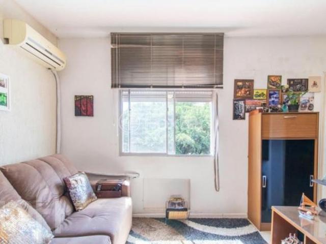 Apartamento, 2 dormitórios, 56.6 m², em Azenha