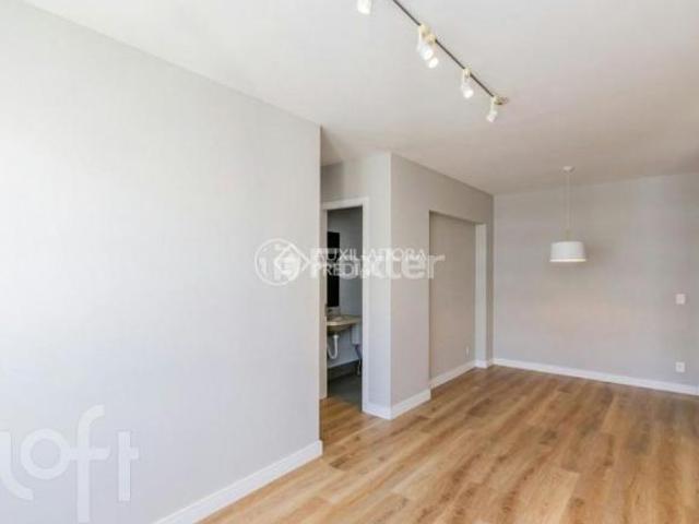 Apartamento, 2 dormitórios, 56.74 m², em São Sebastião