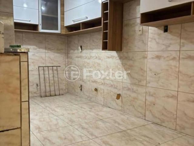 Apartamento, 2 dormitórios, 56.78 m², em Floresta