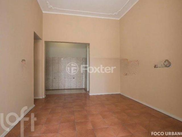 Apartamento, 2 dormitórios, 56.94 m², em Santana