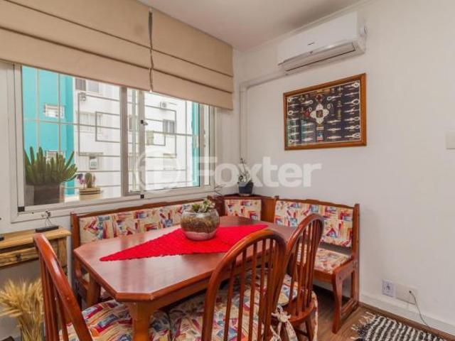 Apartamento, 2 dormitórios, 56.96 m², em Morro Santana