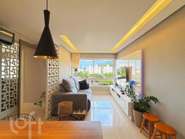 Apartamento, 2 dormitórios, 56.97 m², em Morro Santana