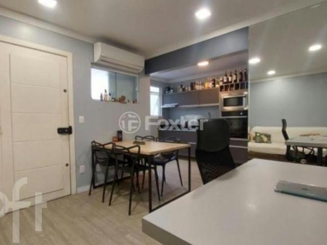 Apartamento, 2 dormitórios, 57 m², em Auxiliadora