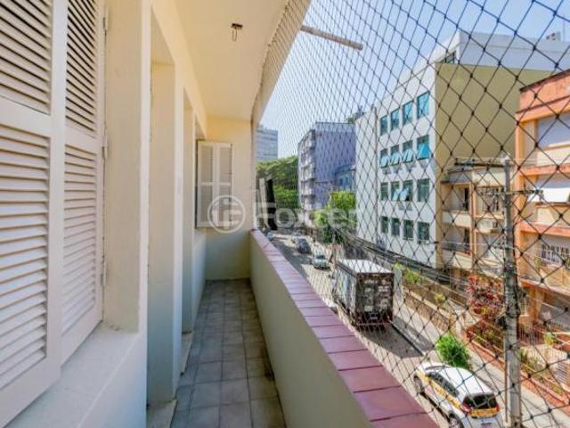 Apartamento, 2 dormitórios, 57 m², em Bom Fim