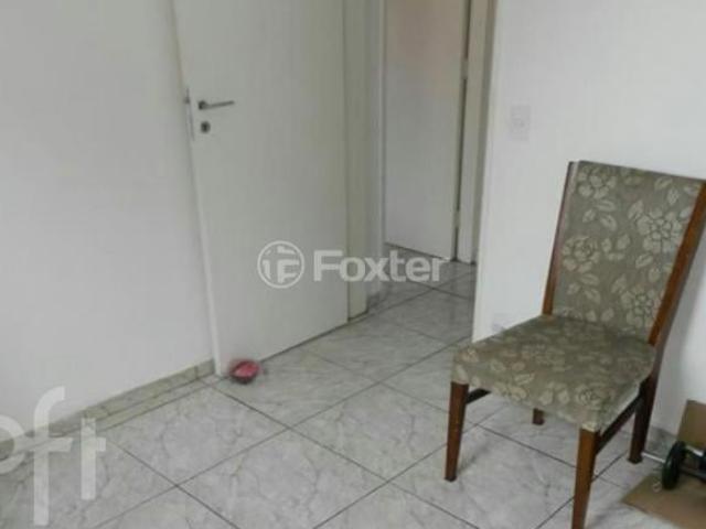 Apartamento, 2 dormitórios, 57 m², em Vila Ivone