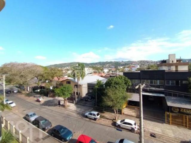 Apartamento, 2 dormitórios, 57.79 m², em Partenon