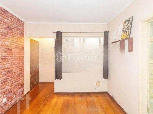 Apartamento, 2 dormitórios, 57.81 m², em Centro Histórico