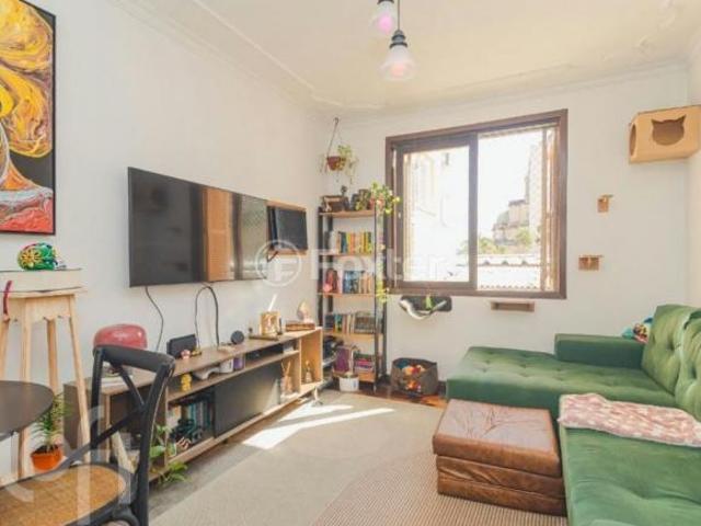 Apartamento, 2 dormitórios, 58 m², em Centro Histórico