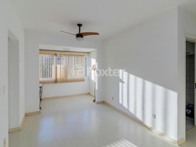 Apartamento, 2 dormitórios, 58 m², em Chácara das Pedras